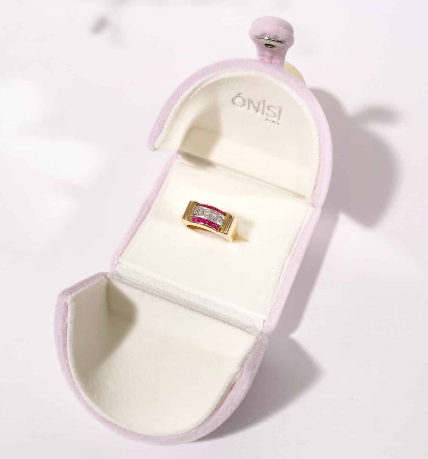 ÓNÍSÌ PARIS | Jewelry with a story | Antique & Vintage gold jewelry