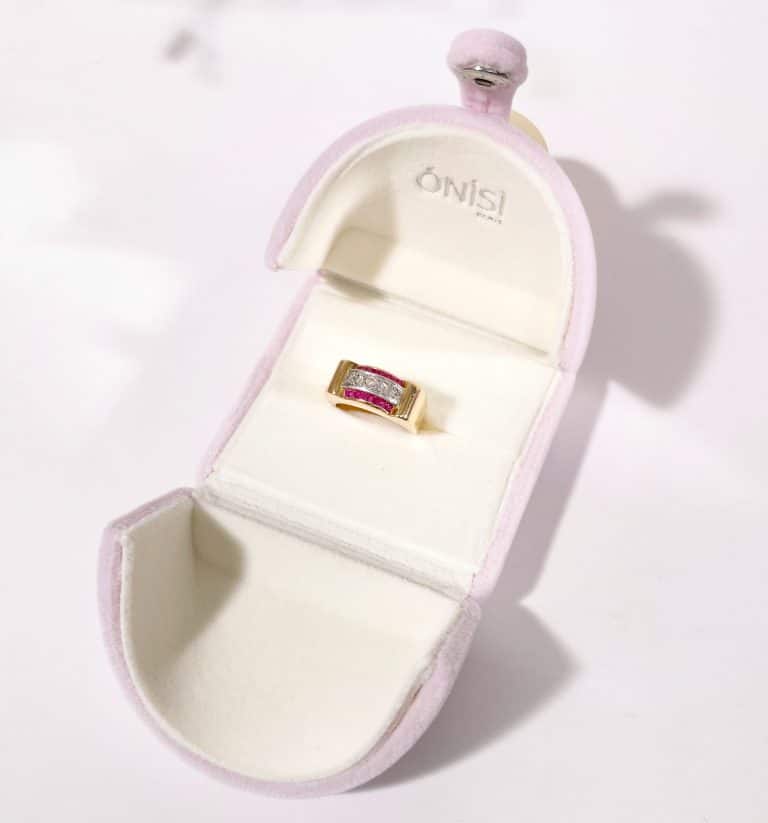 ÓNÍSÌ PARIS | Jewelry with a story | Antique & Vintage gold jewelry