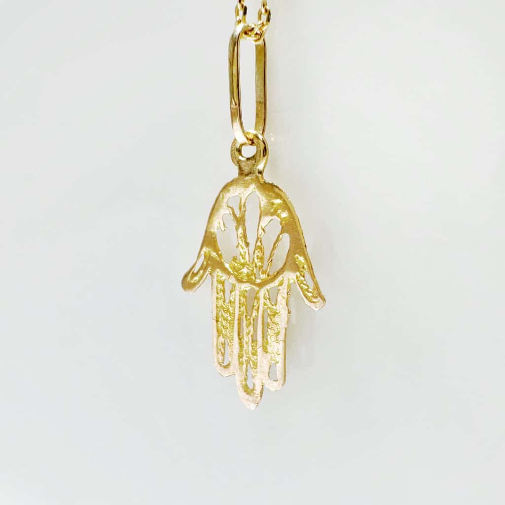Gold pendant hand of Fatma "Hamsa" | ÓNÍSÌ PARIS