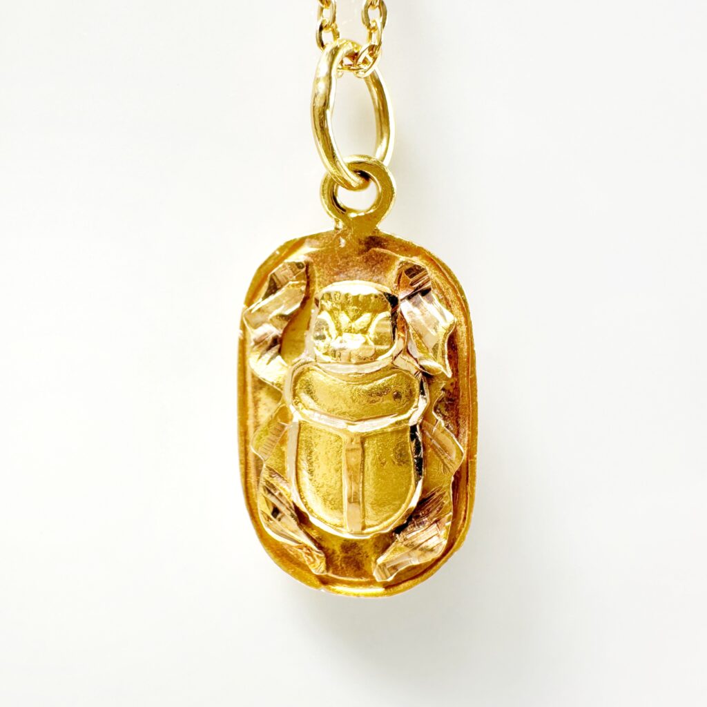 Gold Lucky Egyptian Beetle Pendant "Khepre" | ÓNÍSÌ PARIS