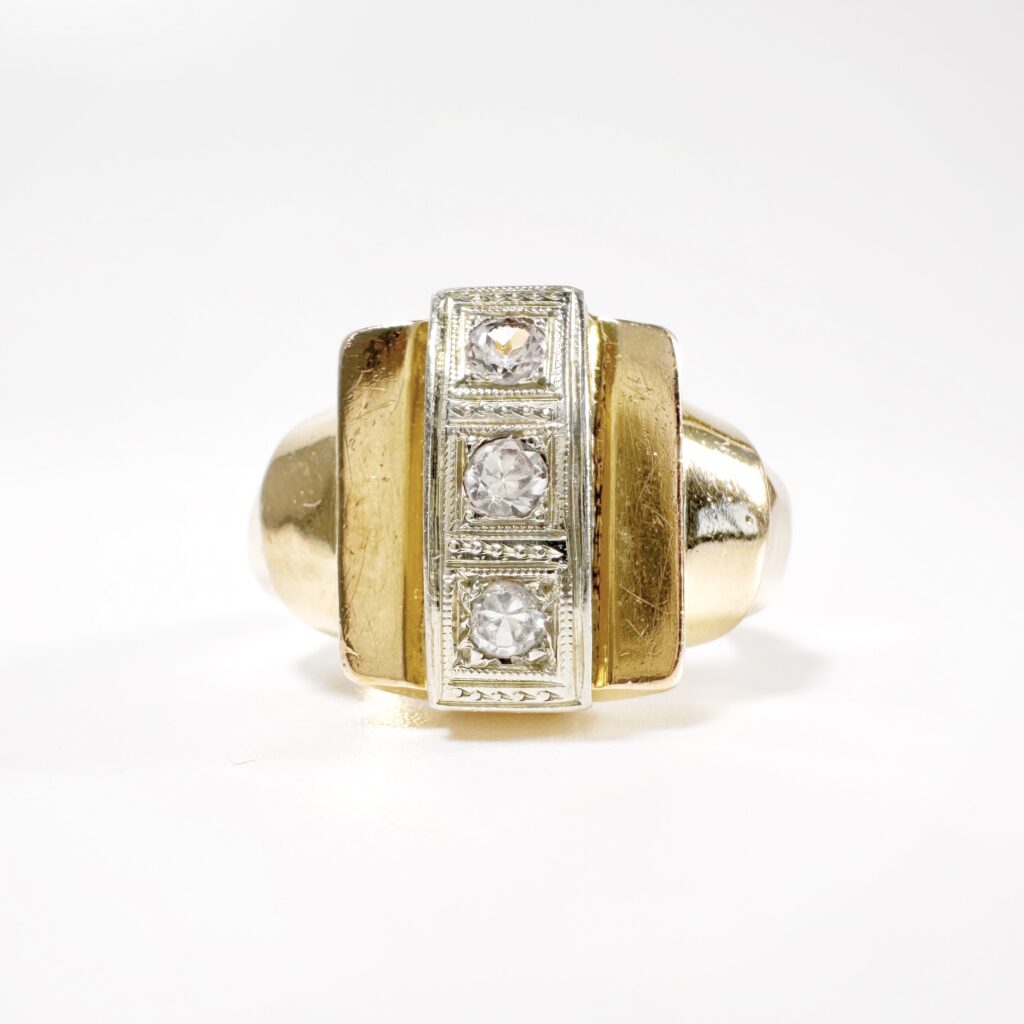 Retro gold and white spinel ring 